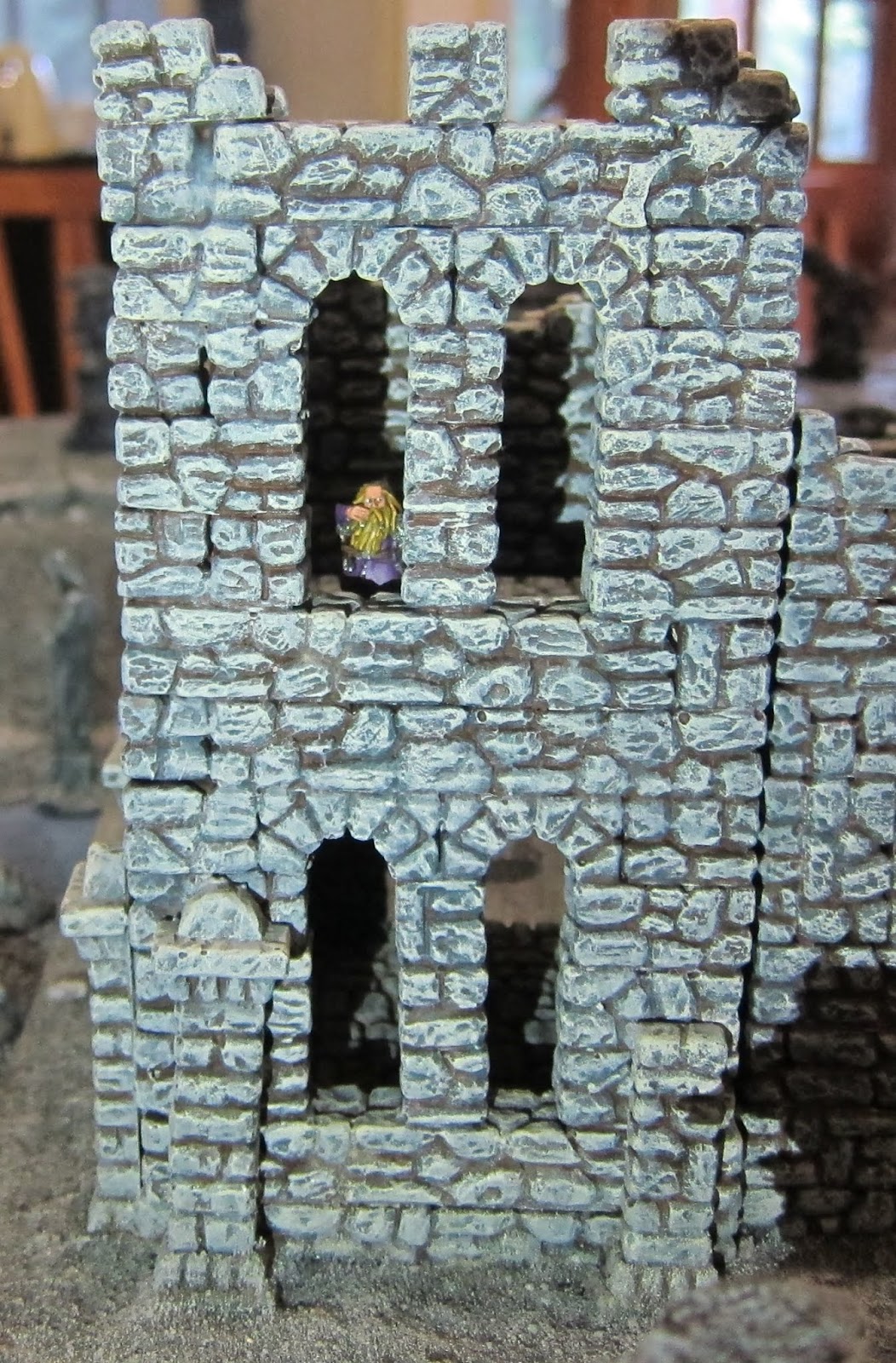 Middle Earth Strategy Battle Game and Warhammer 40k: Prison break!