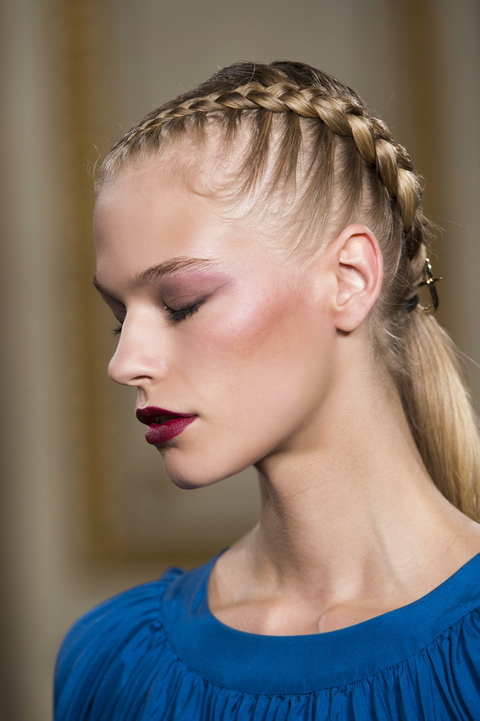 Doble trenza Francesa ¡Atrévete a este gran peinado!