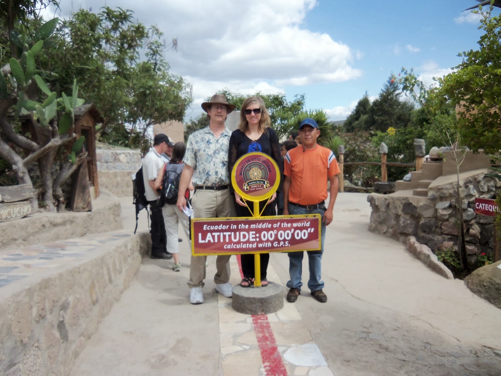 Quito to Guayaquil Ecuador Tren Adventure: Unofficial Museum of the Equator