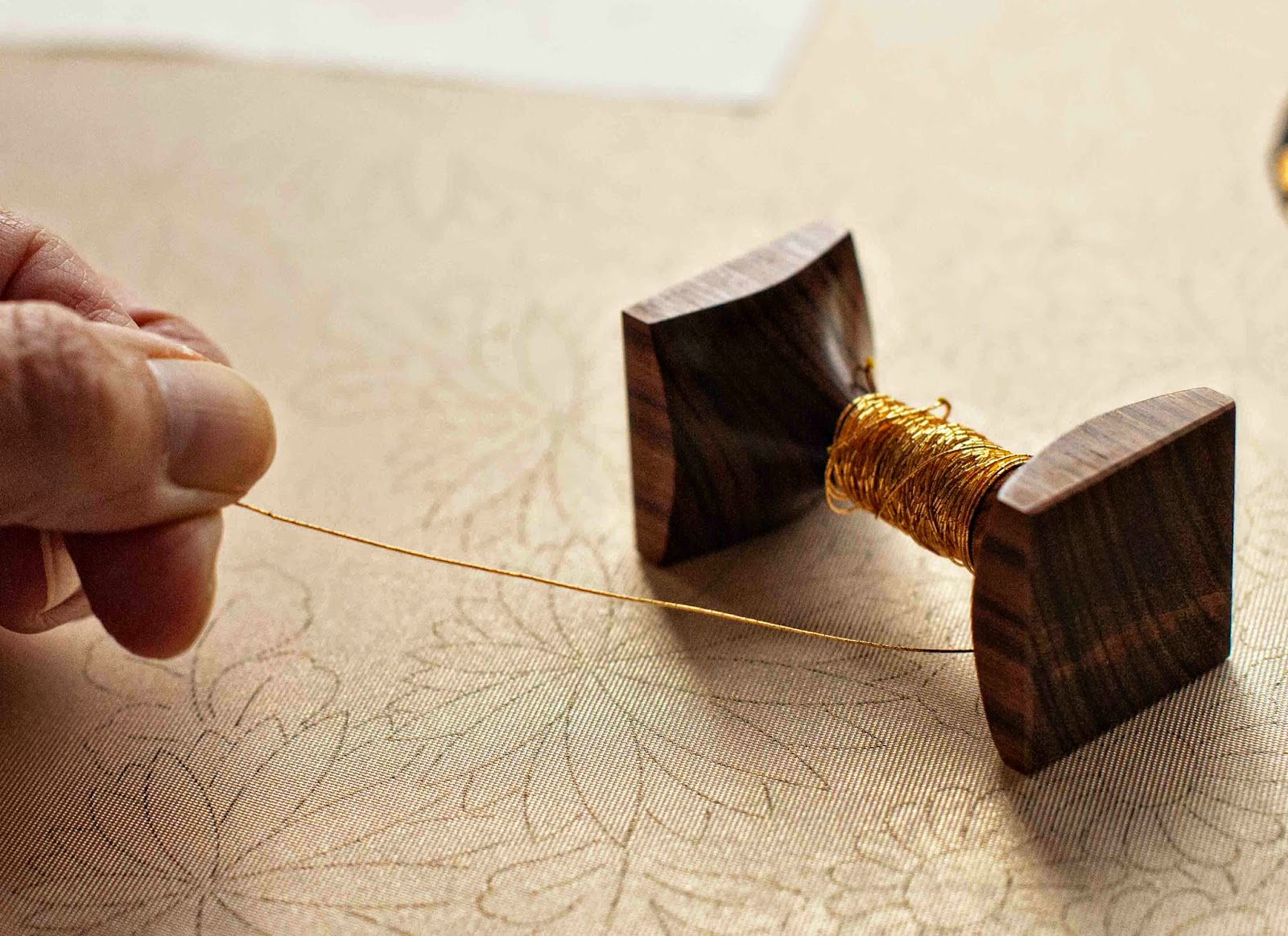 Plays With Needles: A Second Pair of Hands