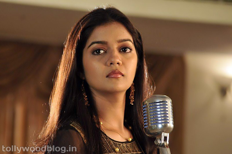 Colors Swathi Beautiful Looking Photos Stills