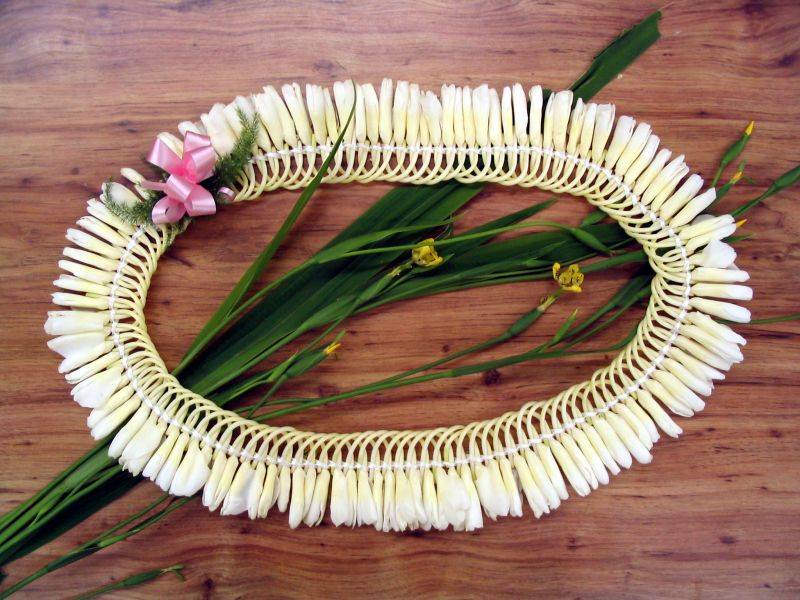 The Happy Orchid : A Lei Boutique: Introducing fancy wedding lei for ...