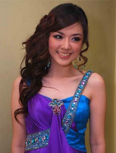 Franda, Presenter Cantik Total FootBall | Informasi Gila