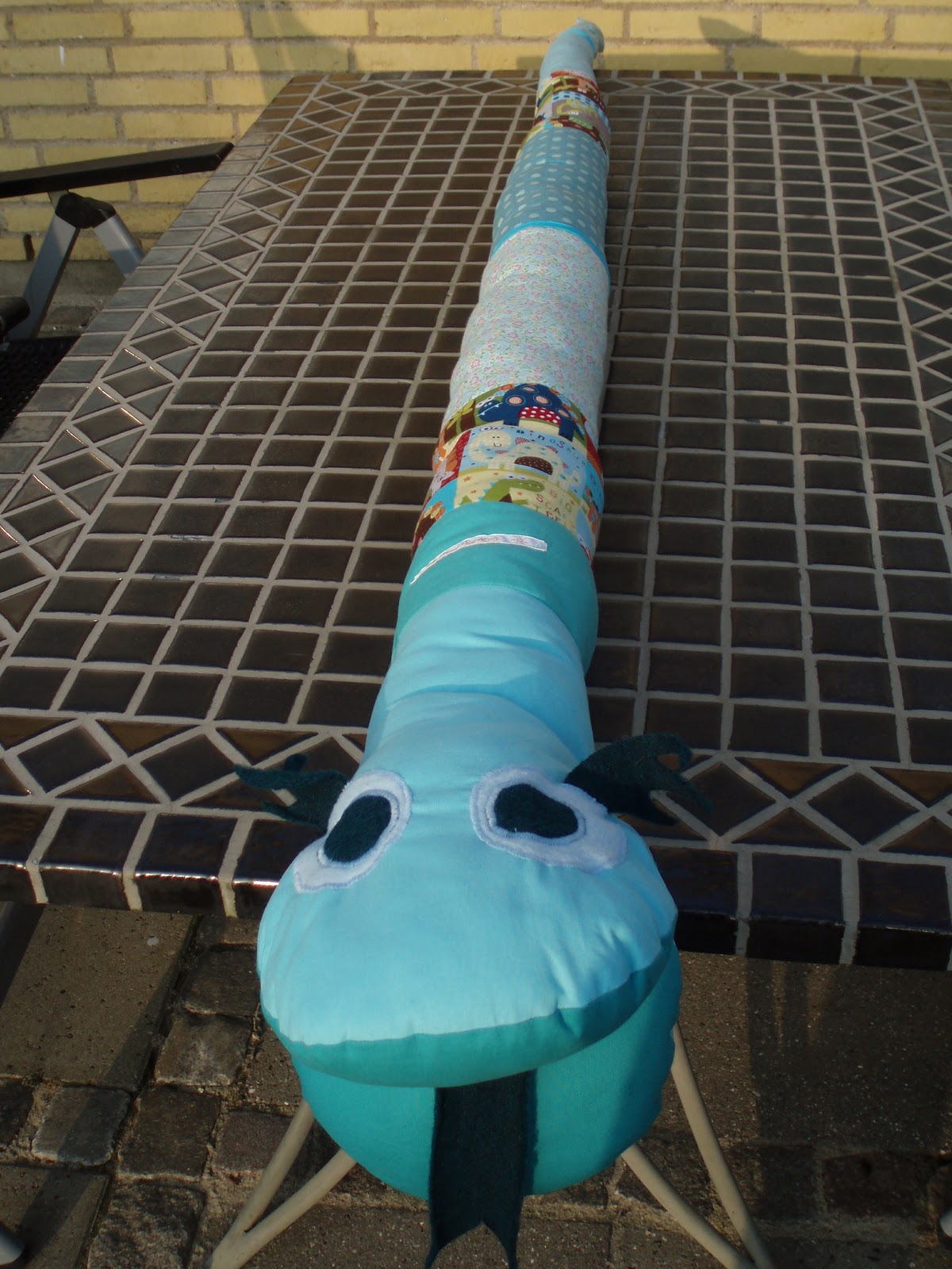 SALLINGS SYSLER: SLANGEN I PARADISET