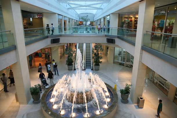 TVI WITH PETER JARRETTE: TVI TAKES YOU ON A SPENDING SPREE AT THE MALLS ...