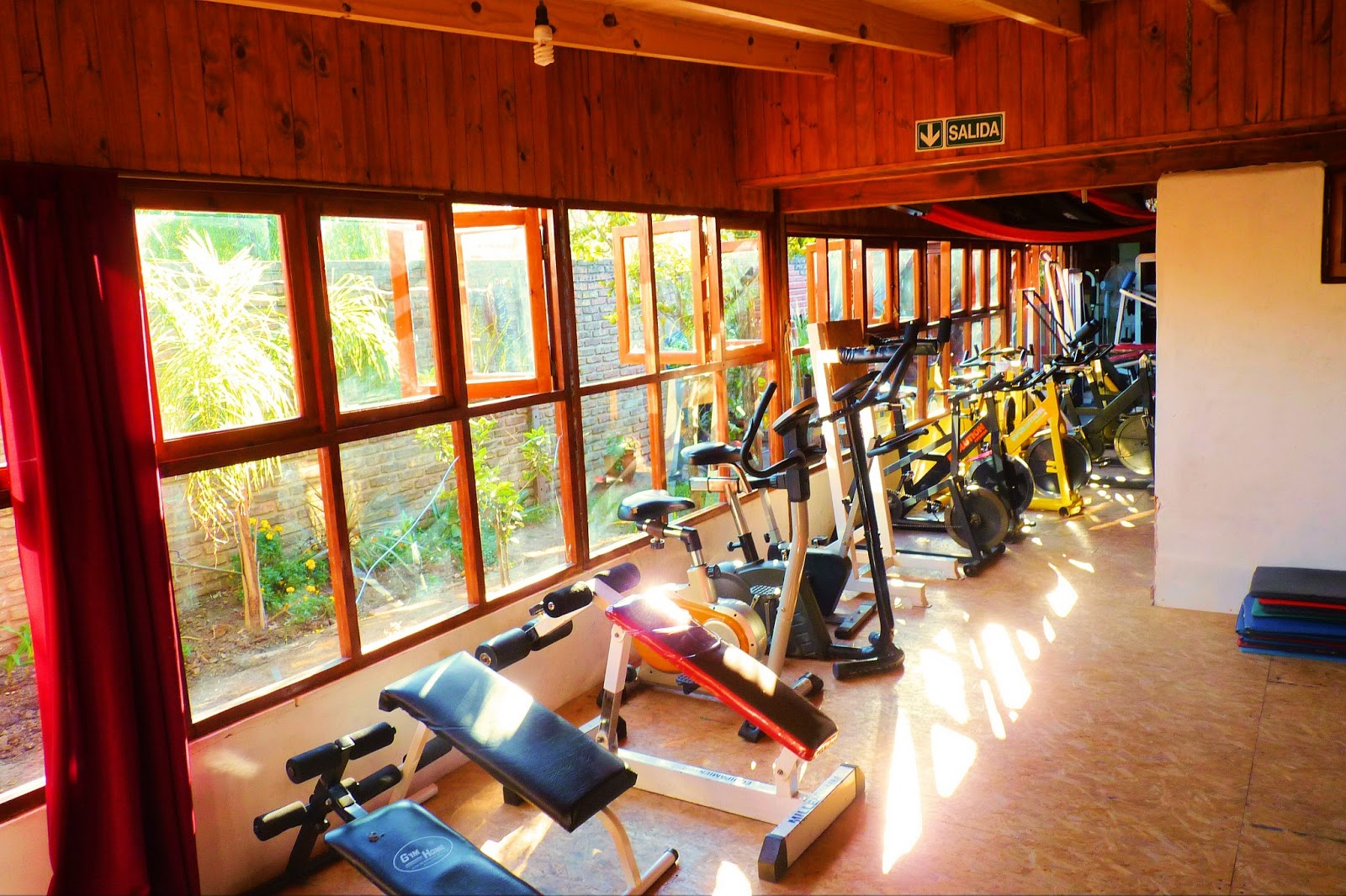 CORPUS GYM INSTITUTO GYM & SPA: Gimnasio por Dentro y ACTUALIZACIONES ...