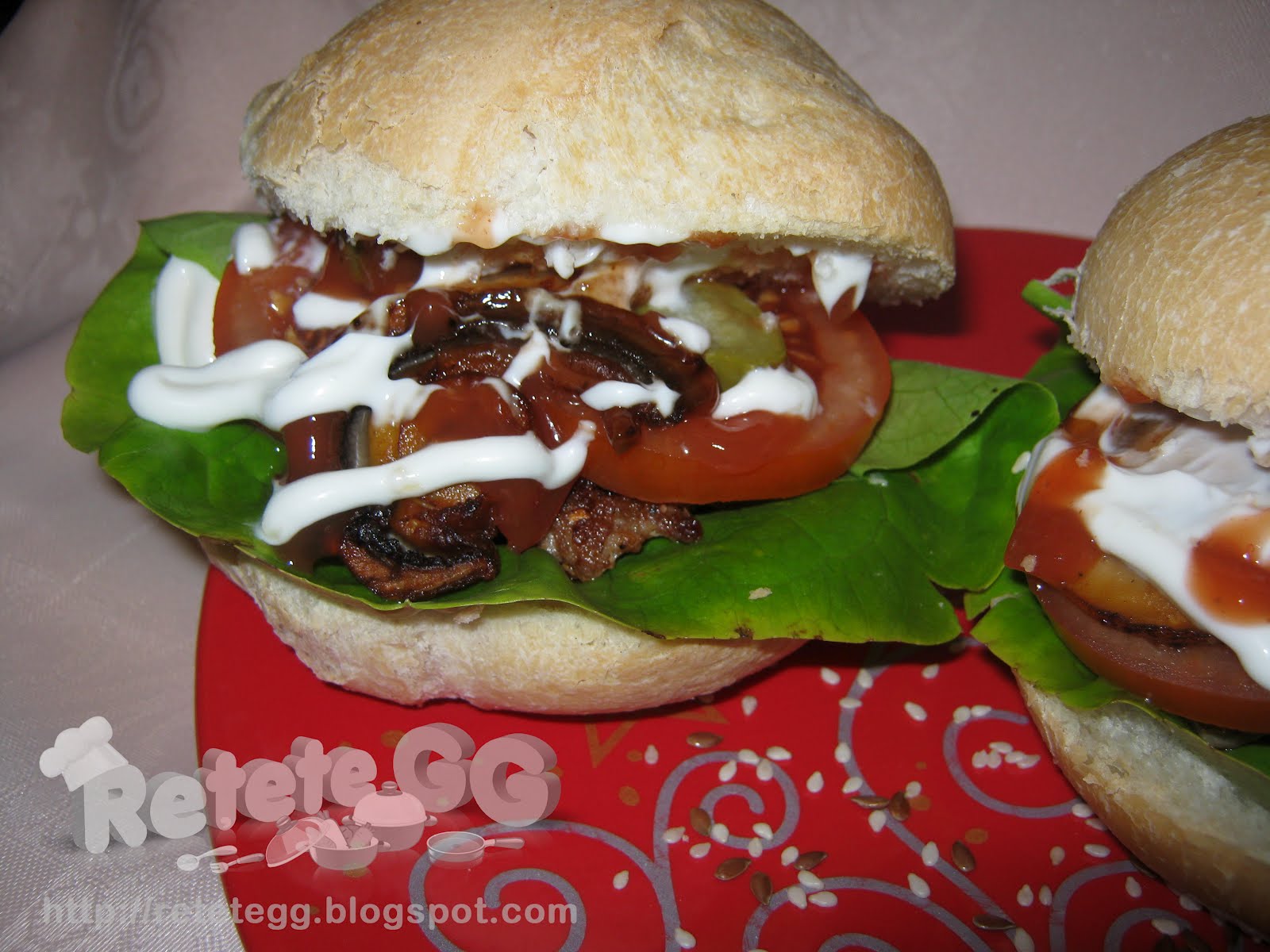 Retete gustoase si garnisite: Hamburger