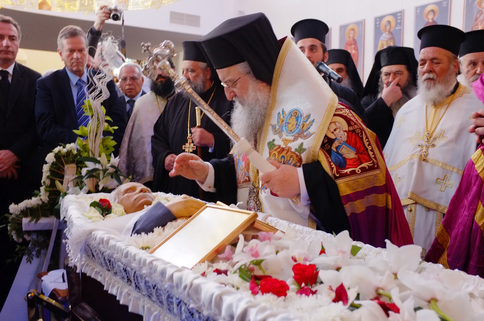 Ῥωμαίϊκο Ὁδοιπορικό: Ἐκοιμήθη ὁ Θεολόγος καί ὁμότιμος καθηγητής τοῦ ΑΠΘ ...
