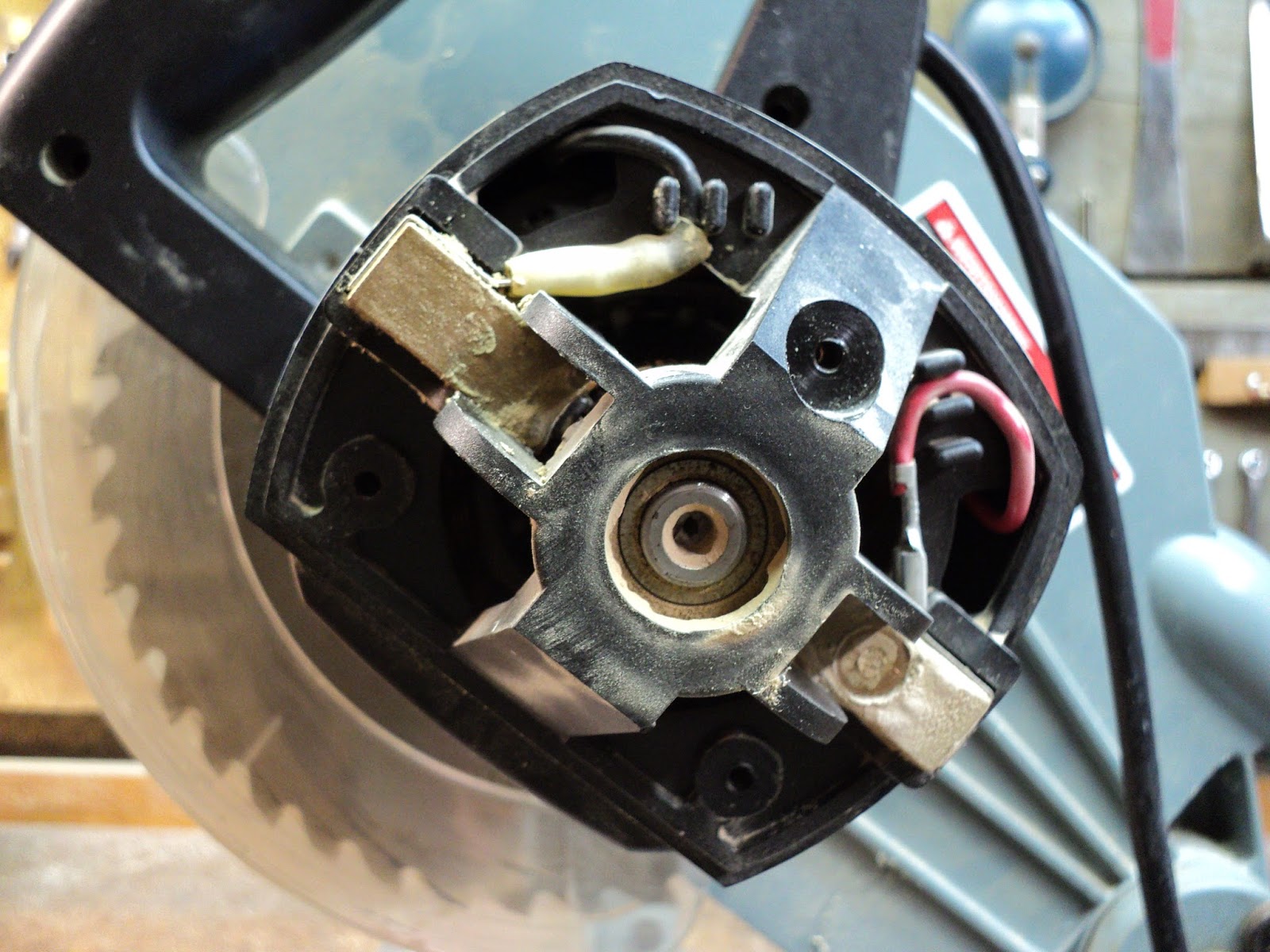 Rouge River Workshop: Delta Model 36-070 Mitre Saw