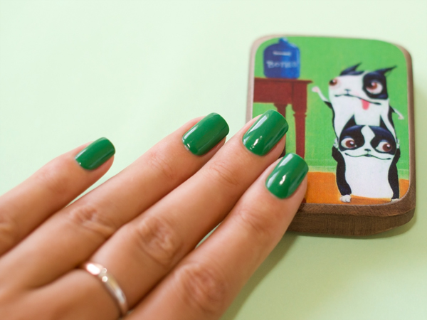 Лаковый Адвокат: Essie "Pretty edgy"