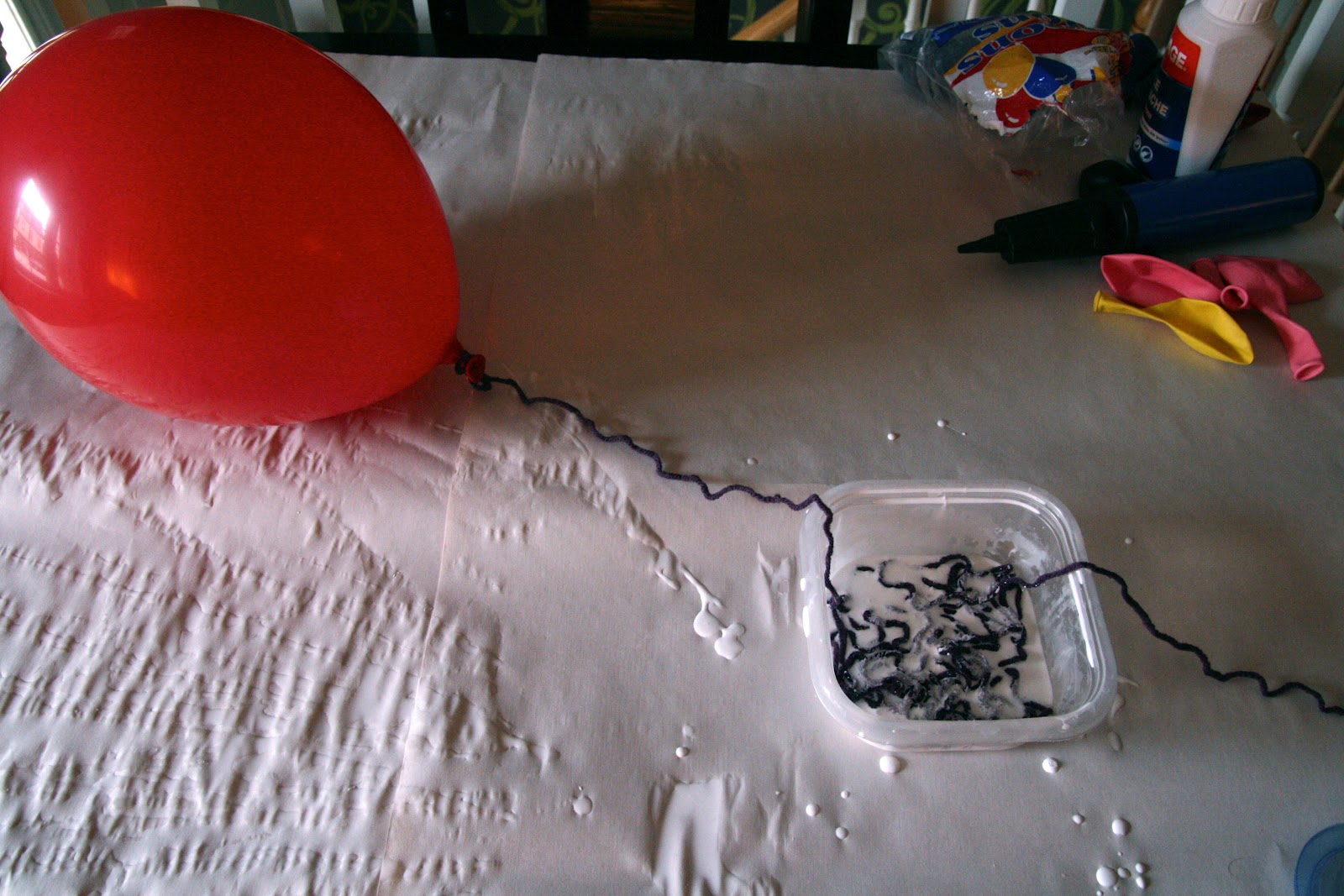 More Like June: Yarn Balloon Decorations Tutorial