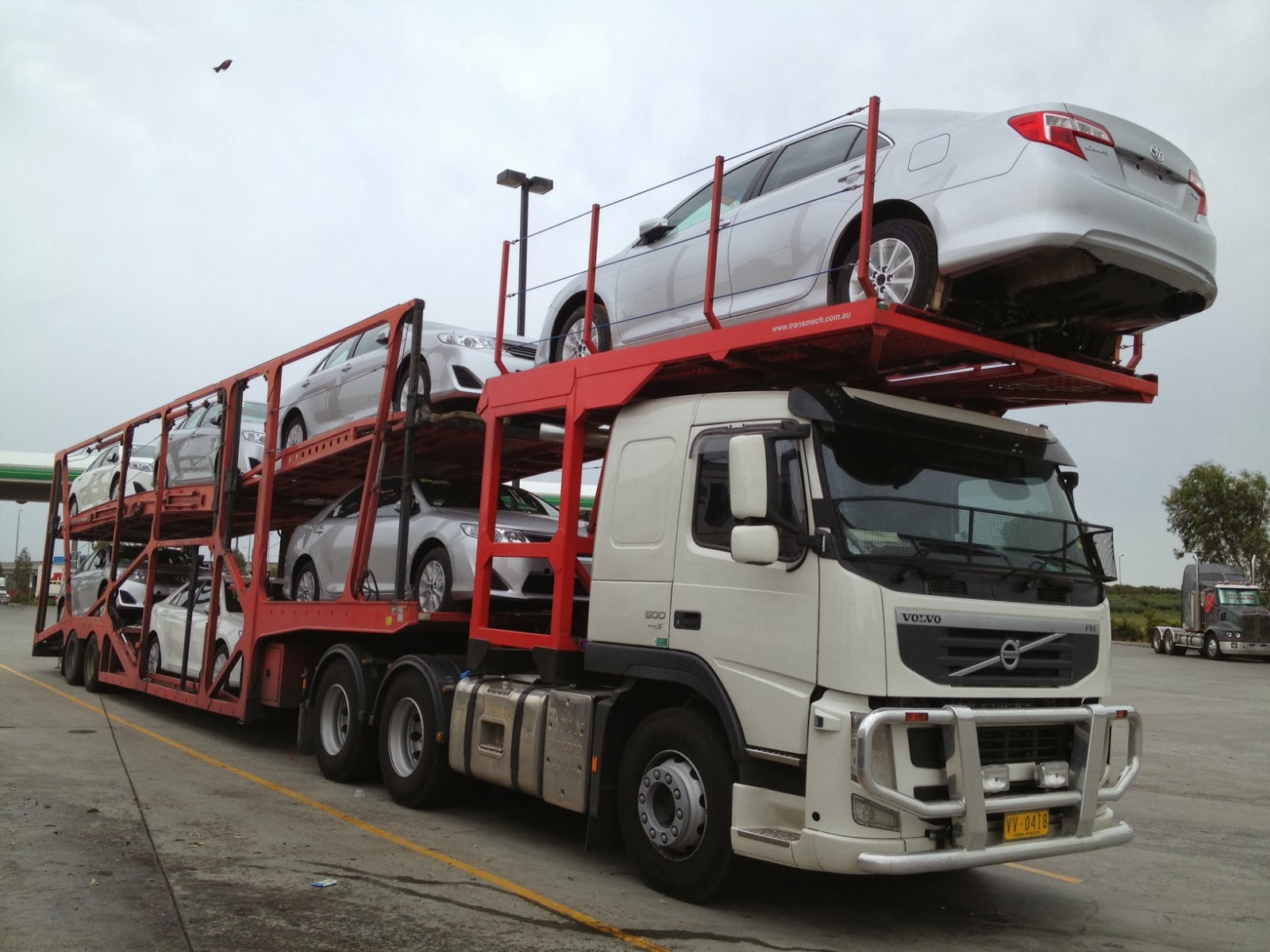 jasa pengiriman paket kirim mobil motor ekspedisi trucking container ...