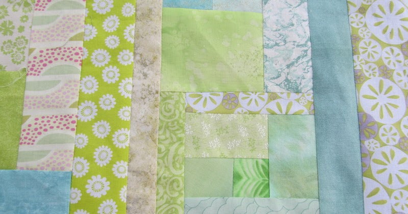Patchouli Moon Studio: Sew a Scrappy Background Tutorial