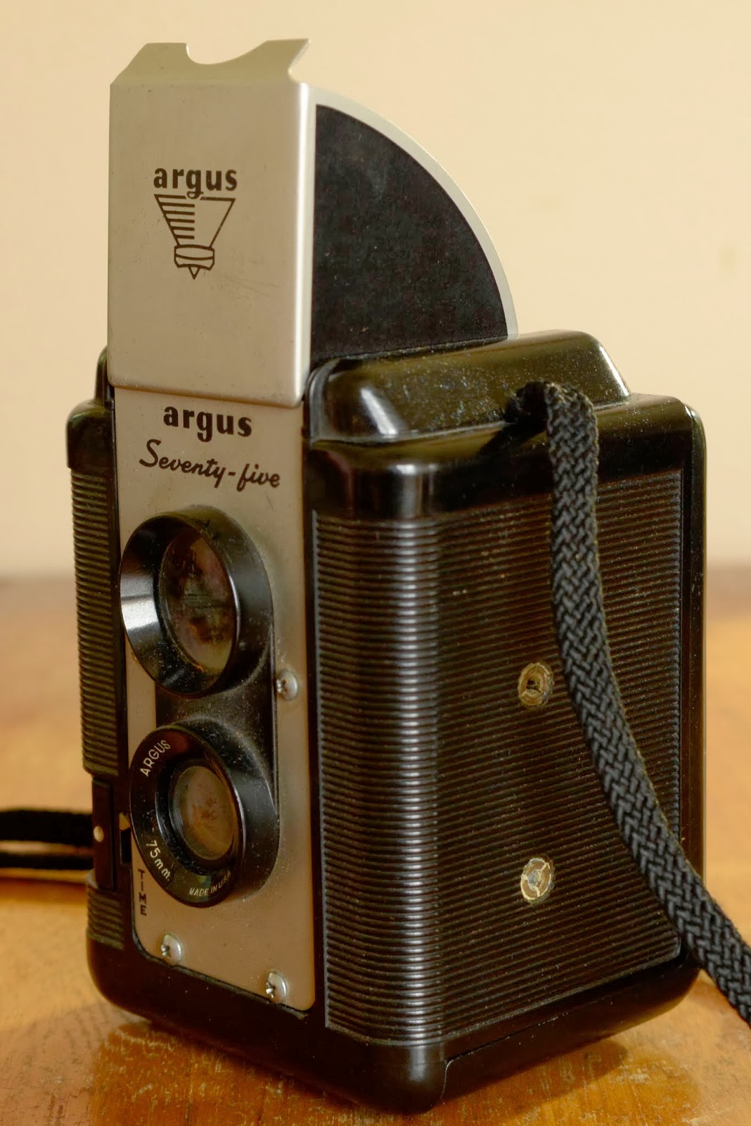 Vintage Camera House: Argus Seventy Five
