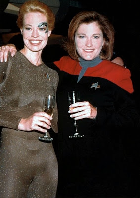 Star Trek Prop, Costume & Auction Authority: Jeri Ryan - Behind The ...