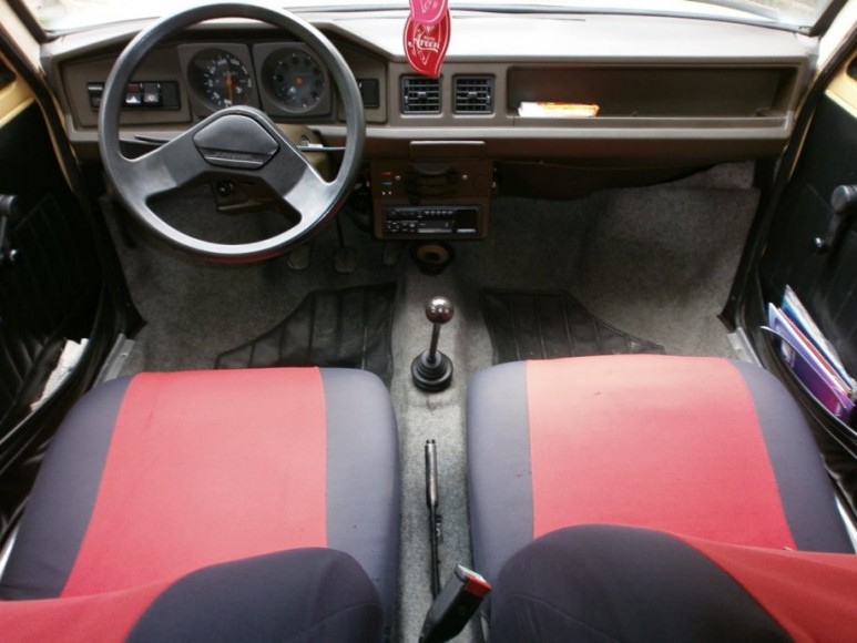 1981 Yugo 45 interior