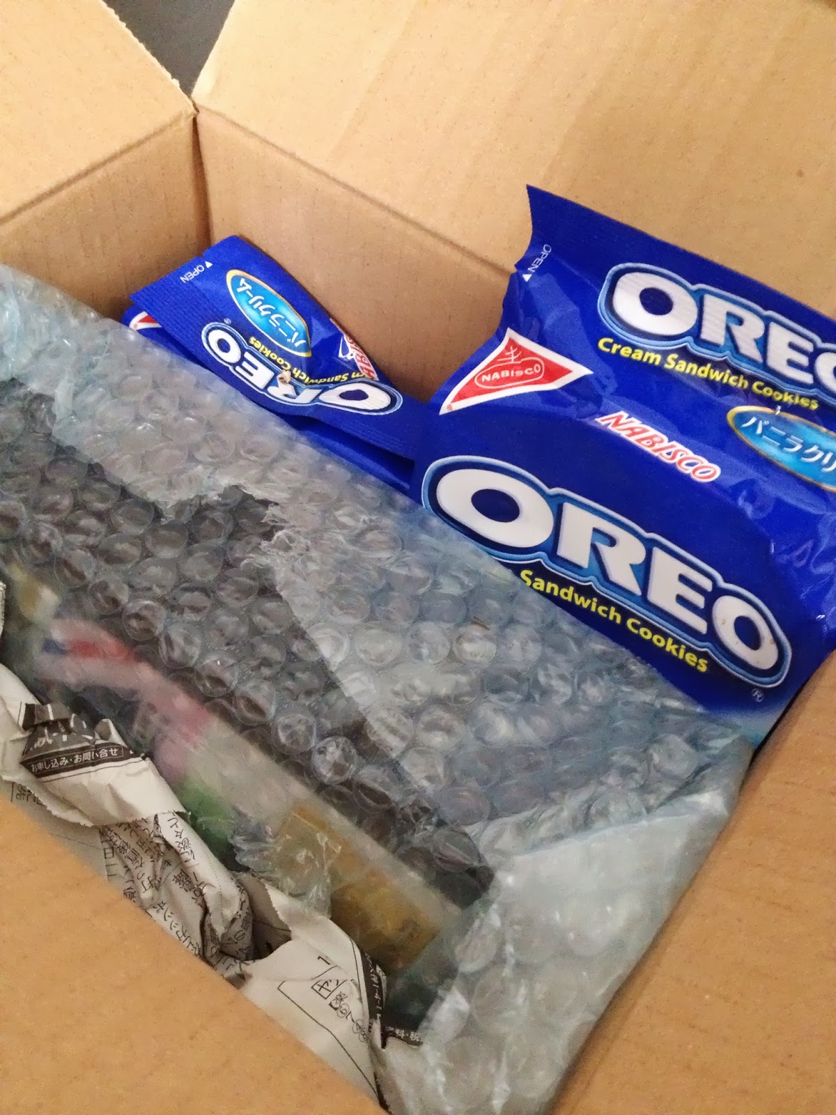 Nell'azzurro del Giappone: FROM JAPAN.....OREO,NAKATA,ONE PIECE!