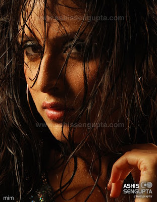 BD Wallpapers...: Bidda Sinha Saha Mim Sexiest Photoshoot With Ashis ...