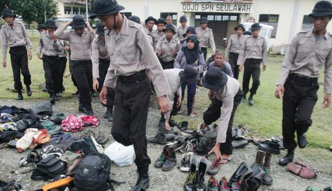 NOVFIRMAN: Nasib Anak PUNK di Indonesia