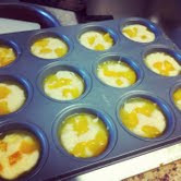 The College Contessas: Shake it for me, Luke! peach cobbler bites