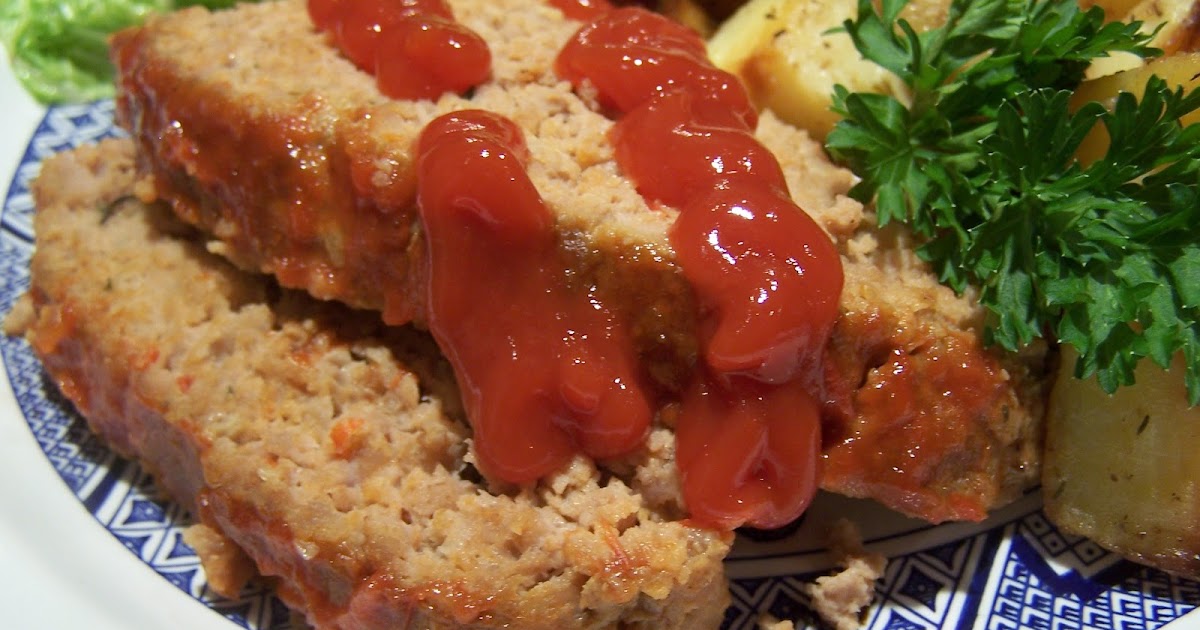 Go Ahead... Take A Bite!: "Mom's" Meatloaf