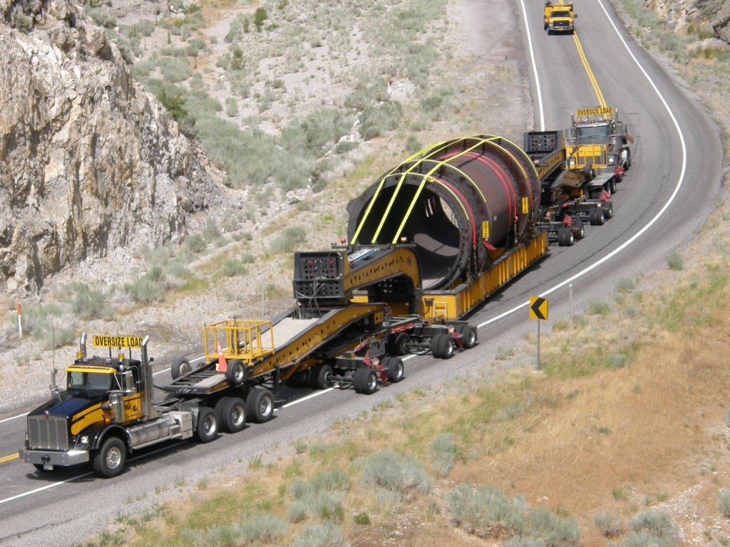 Payson Daily Bugle: Heavy load heading for Miami