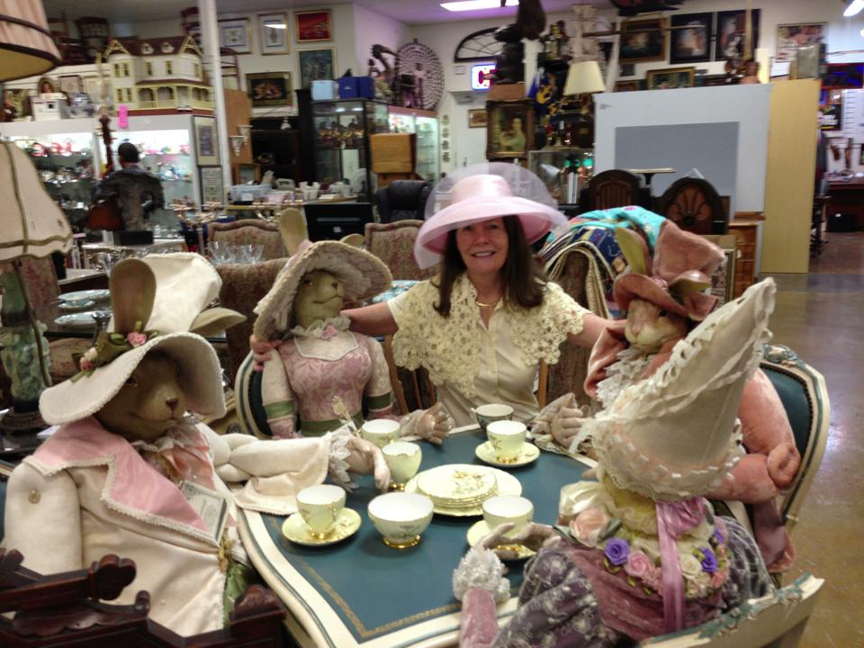 Antiques, Art, and Collectibles: Katherine's Collection at Silver Lake ...