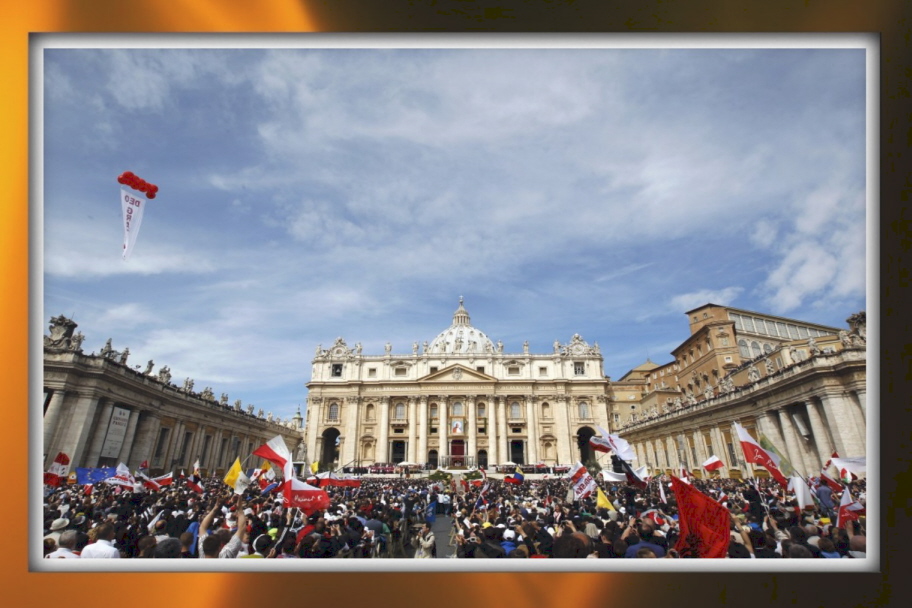 Blessed John Paul II - The Saint of our Time: The Beatification of ...