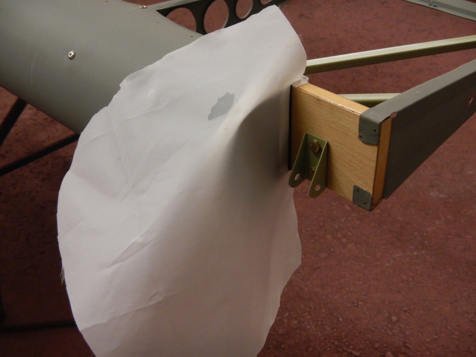 Taylorcraft CF-CLR: Ailerons