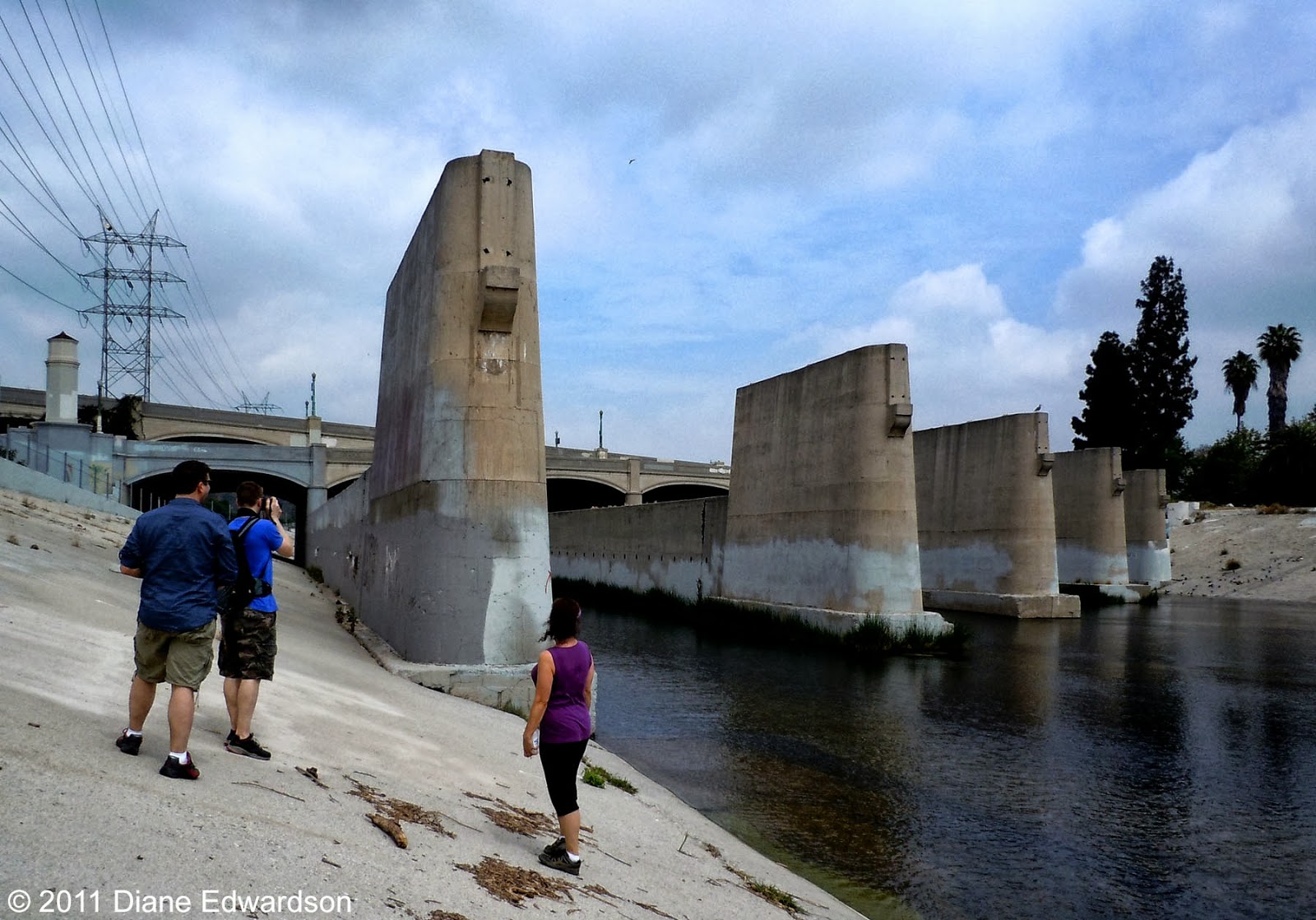Corralitas Red Car Property: Hyperion Bridge: Reusing Red Car Trolley ...
