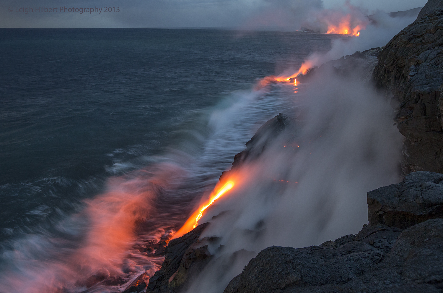 HAWAIIAN LAVA DAILY: Video footage of ocean entry lava flow Hawaii