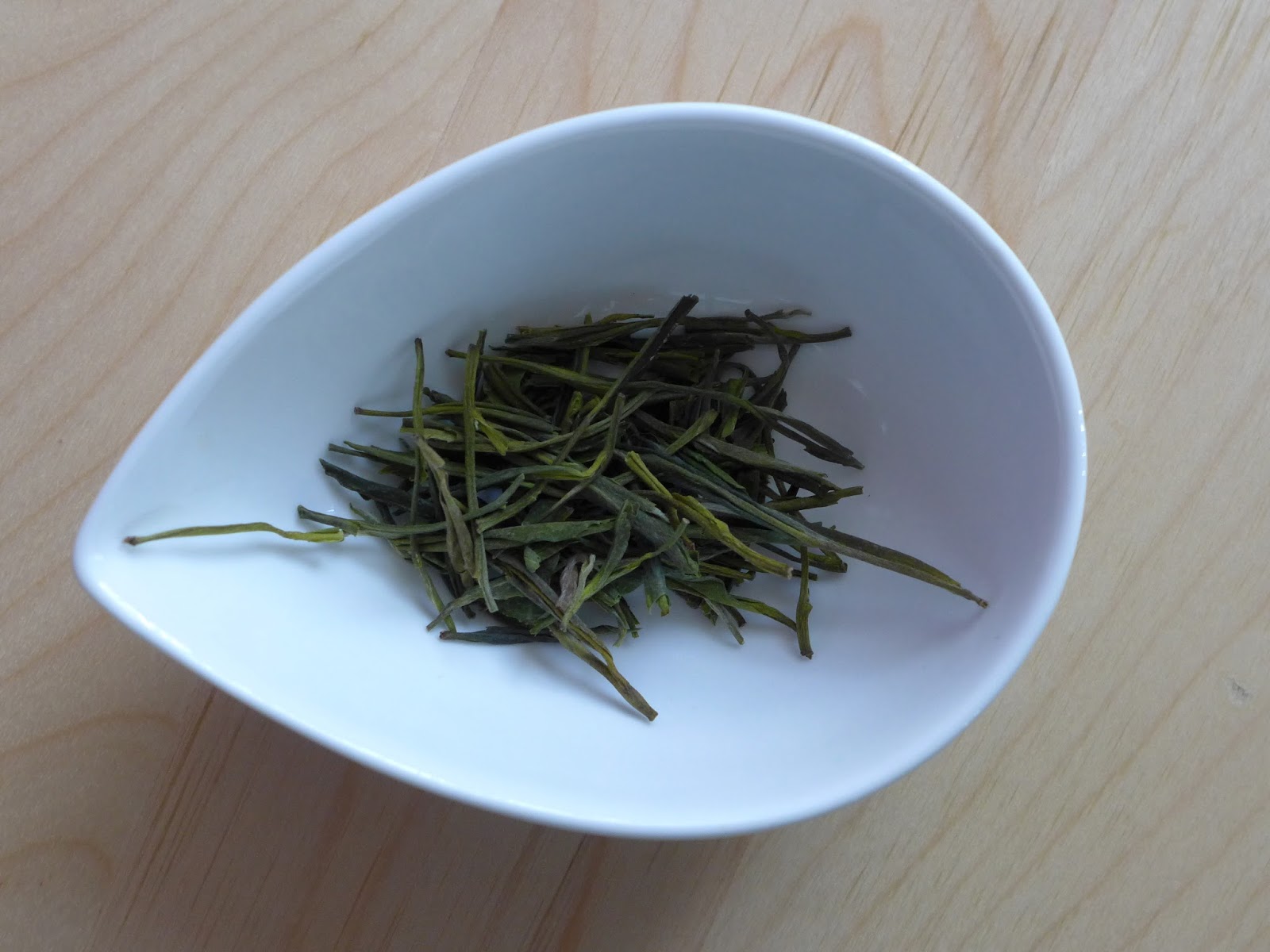 Scribbles in Toronto: An Ji Bai Cha (安吉白茶) - a delicate green tea