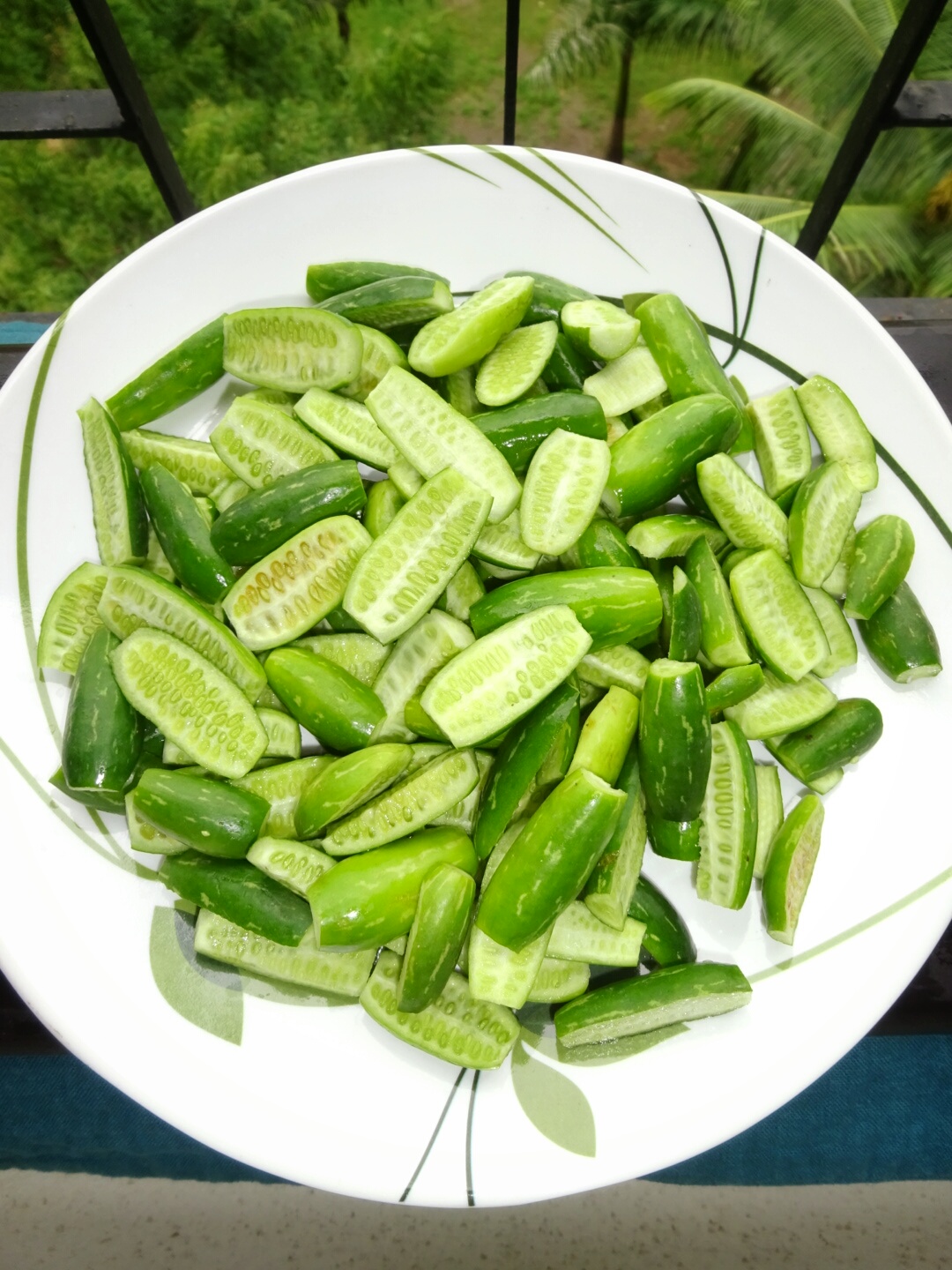 Veg Indian Cooking: Lehsuni Tendli - Ivy Gourd Masala Stir Fry