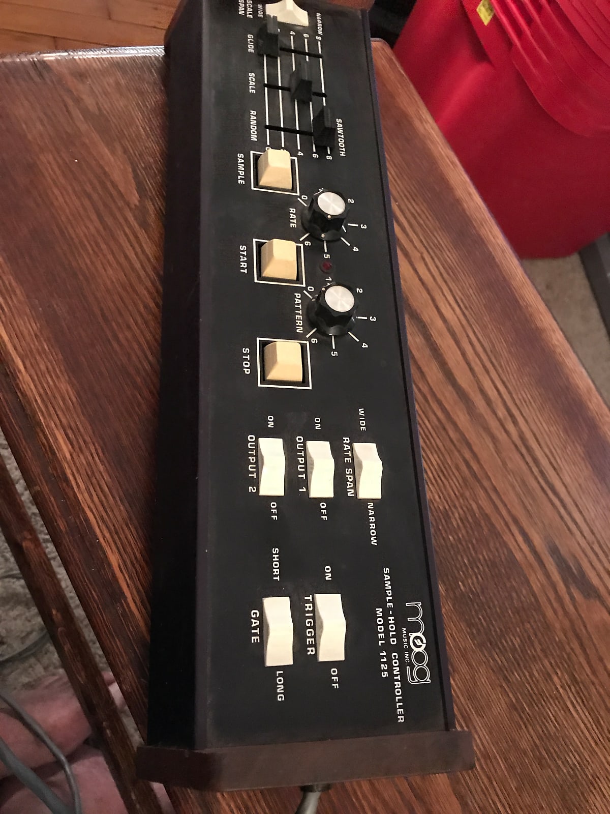 MATRIXSYNTH: Moog Sample Hold Controller Model 1125 Black SN 1970