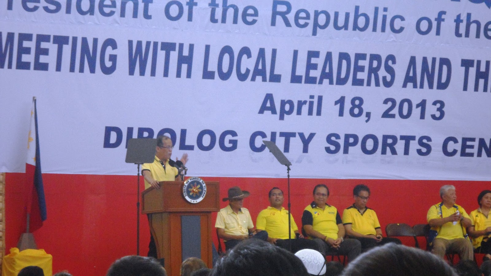 PIA9 Photo Releases: Pres. Aquino's meeting with local leaders and the ...