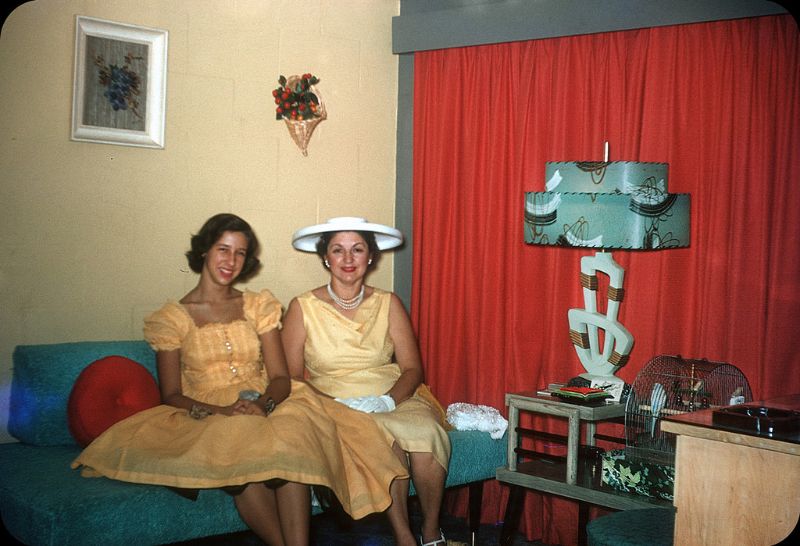 These Colorful Images Will Give You a Glimpse Into Everyday Life of the ...