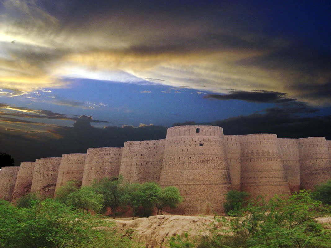 Derawar Fort Pakistan Wallpapers ~ View World Beauty