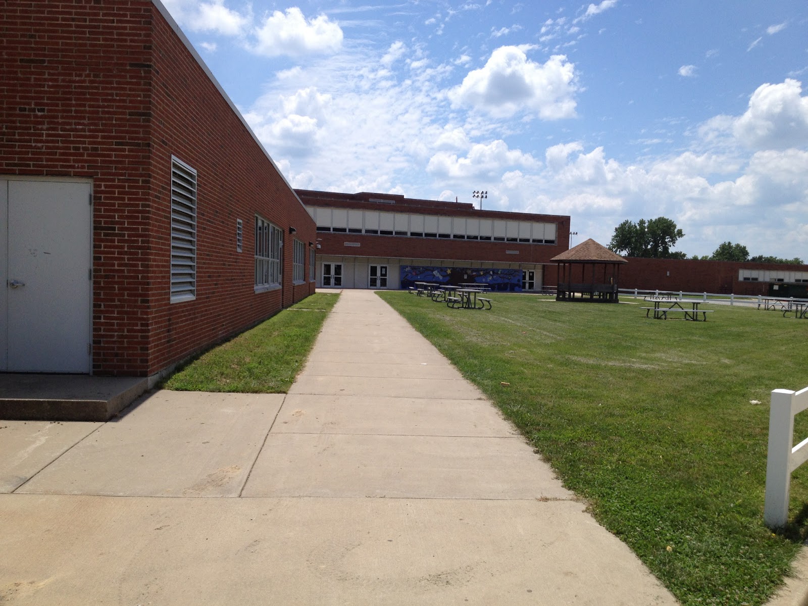 MacArthur High Construction