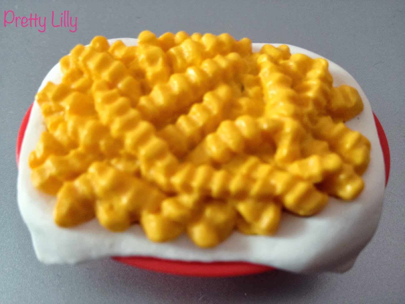 Pretty Lilly an American Girl: The Campus Snack Cart!