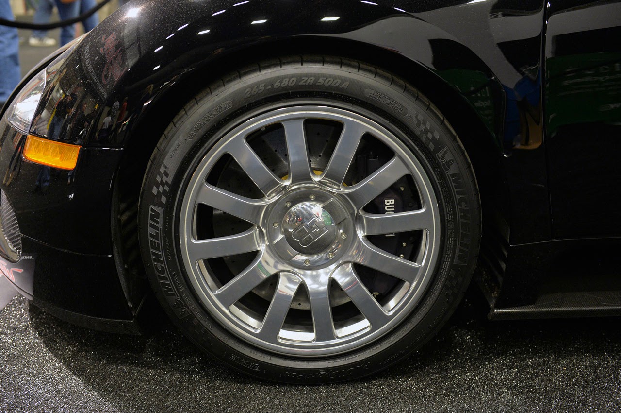 Simon Cowell's 2008 Bugatti Veyron: Barrett-Jackson 2014 Photos ...