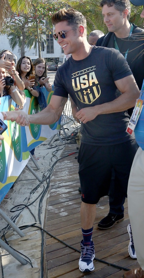 VJBrendan.com: Zac Efron in Rio for the Olympics!
