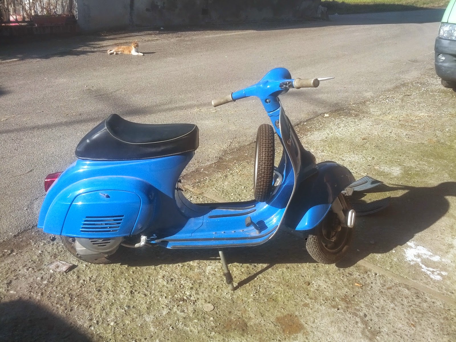 il grande tarlo: Piaggio vespa 50R prima serie