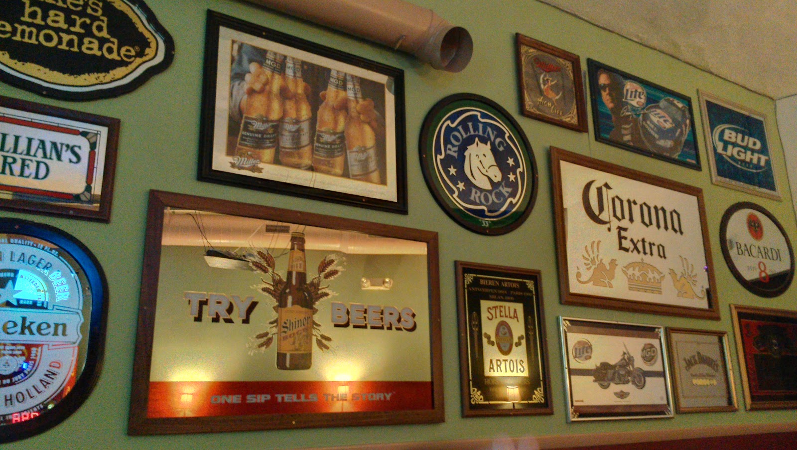 Every Bar in Lakewood: Bar #30: The Flying Rib