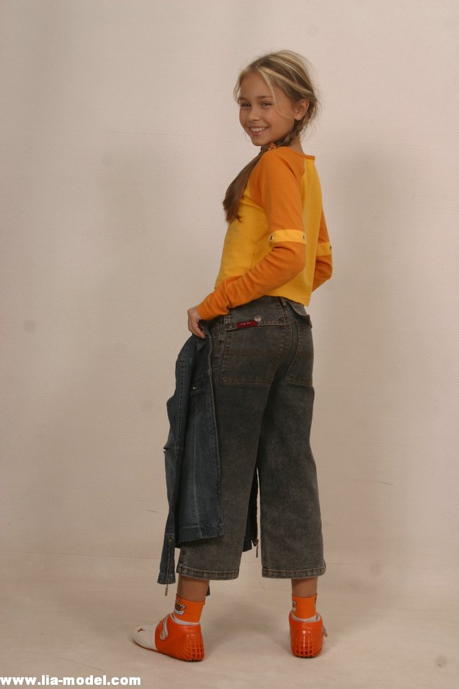 lia model: junio 2011