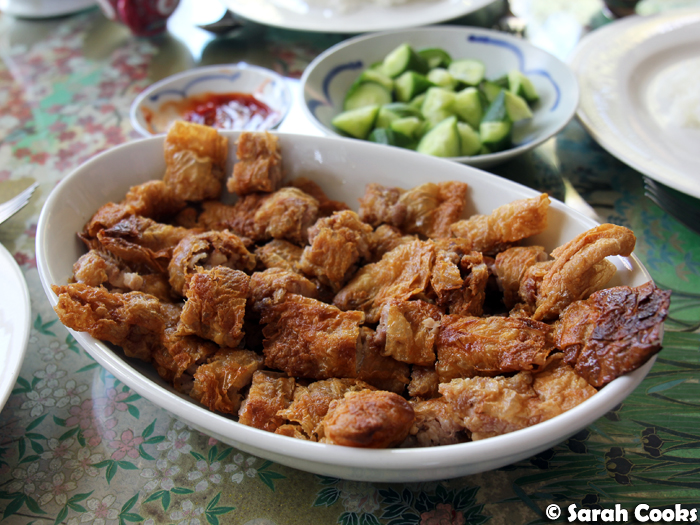 Sarah Cooks: Loh Bak