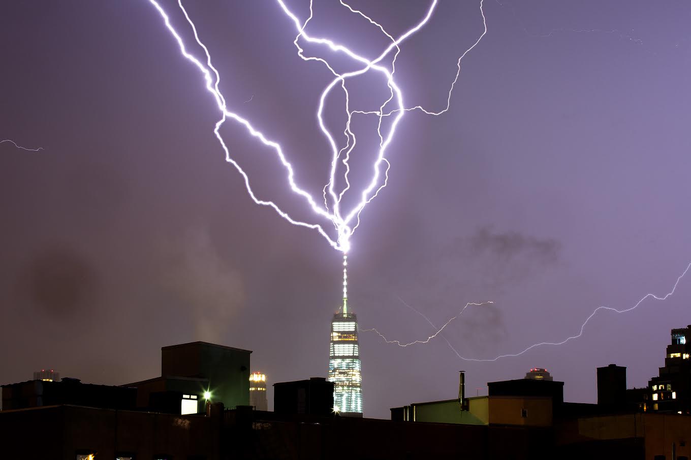 EV Grieve: Capturing lightning on a building