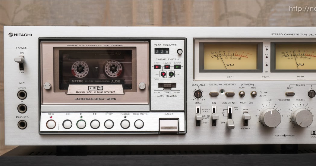 Vintage Audio: Stereo Cassette Tape Deck HITACHI D-980M