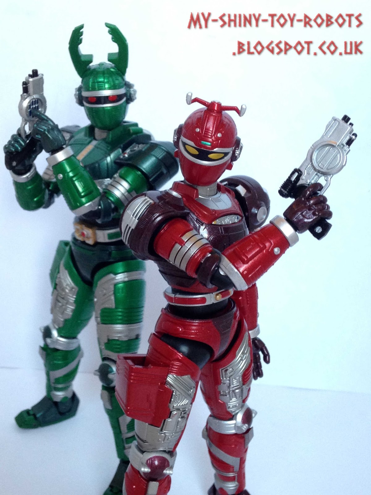 My Shiny Toy Robots: Toybox REVIEW: S.H. Figuarts G-Stag & Reddle