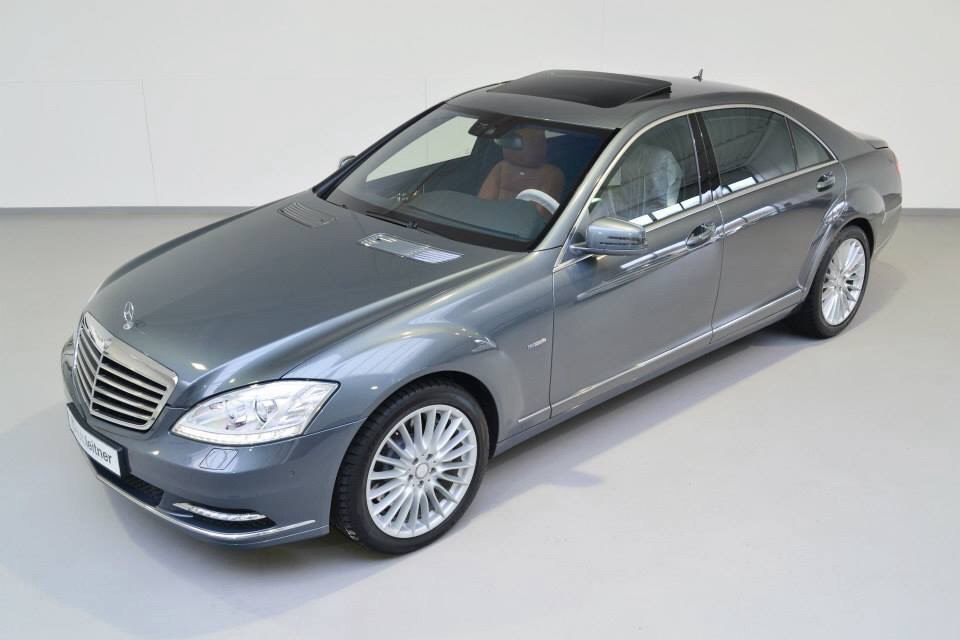 Mostbook: Mercedes Benz S500 Designo W221
