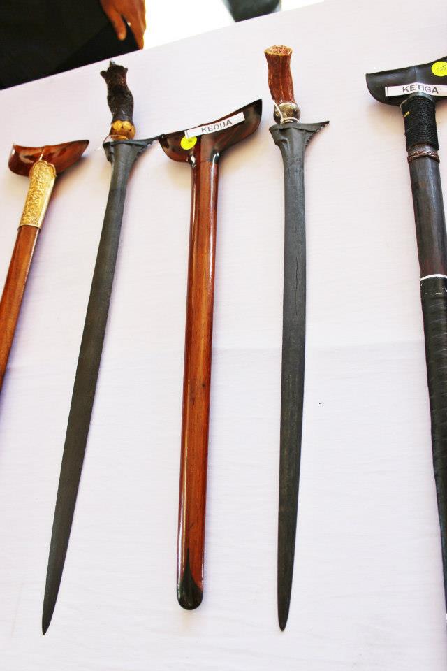 BUAIAN HATI: Sekitar Pameran dan Pertandingan Senjata Melayu di Balai ...